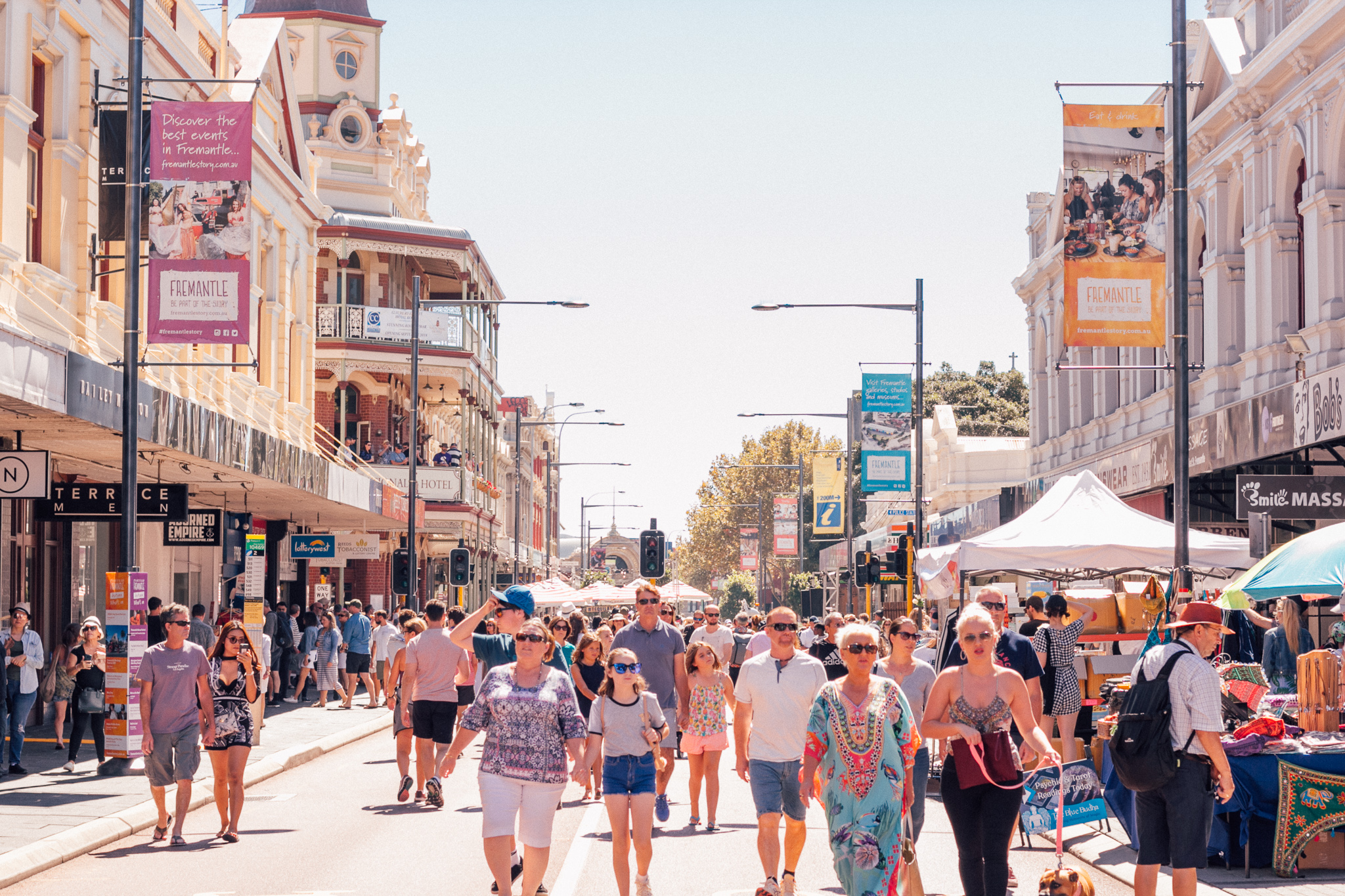 Fremantle Street Arts Festival - Monique Lives Life - Travel Blogger